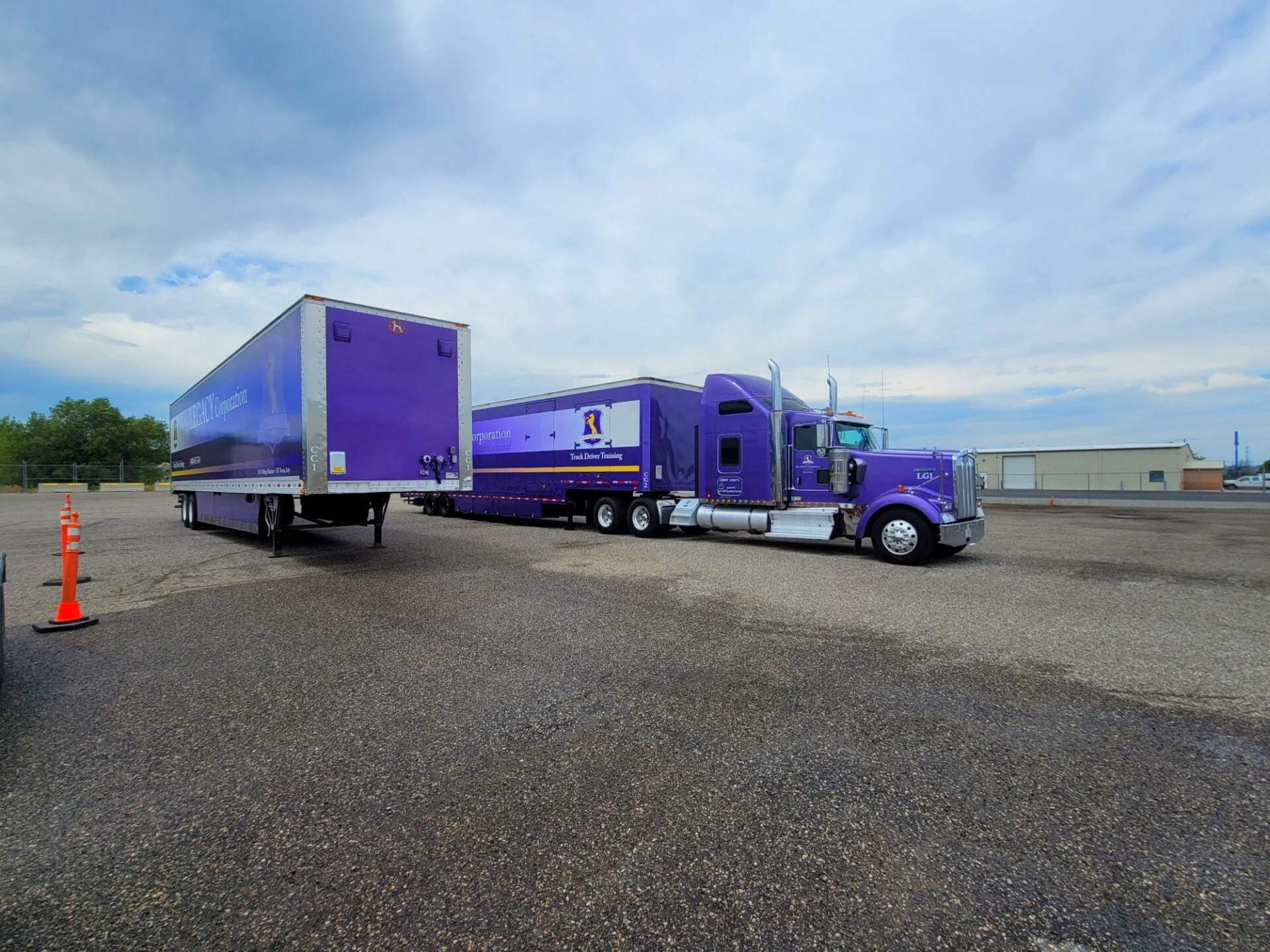 Semi Truck Trailers – Slick Mobile Detail Services